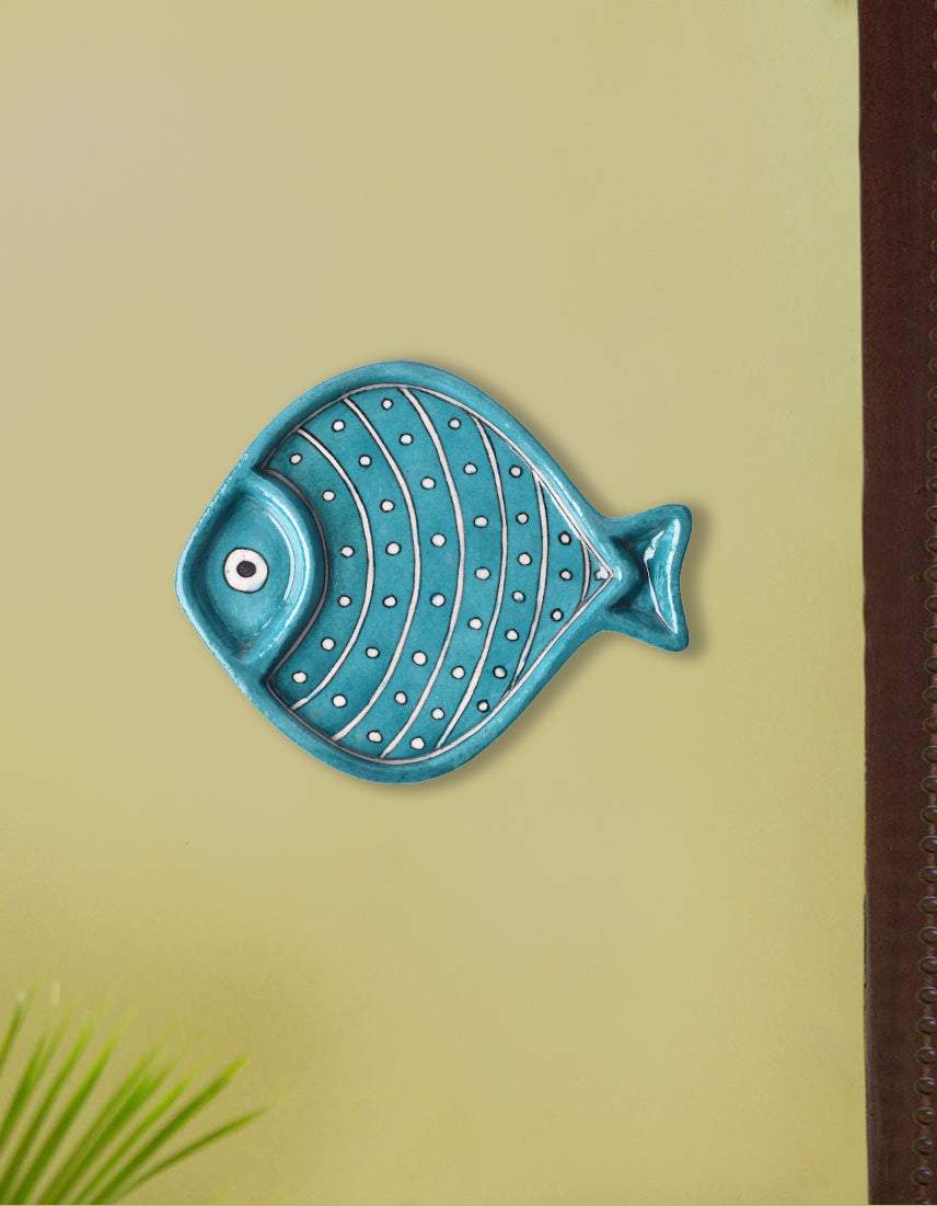 Flying Fish (Hanging Plate) Medium Teal Colour – NEERJA INTERNATIONAL INC